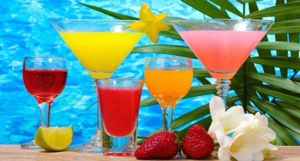 5 Caribbean Cocktails for a Tropical Summer Vibe | Best All Inclusive